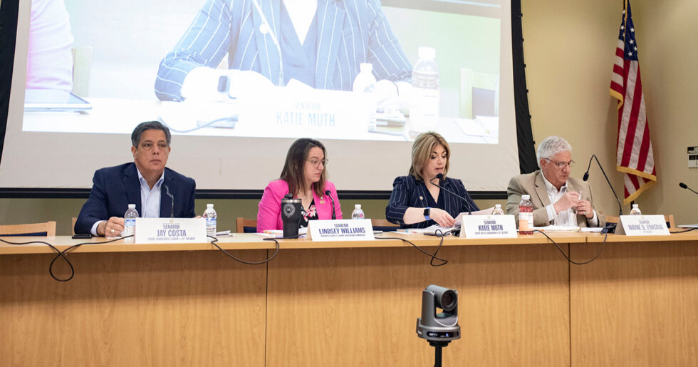 Senate Dems Discuss Improving Railroad Safety at Pittsburgh Hearing ...